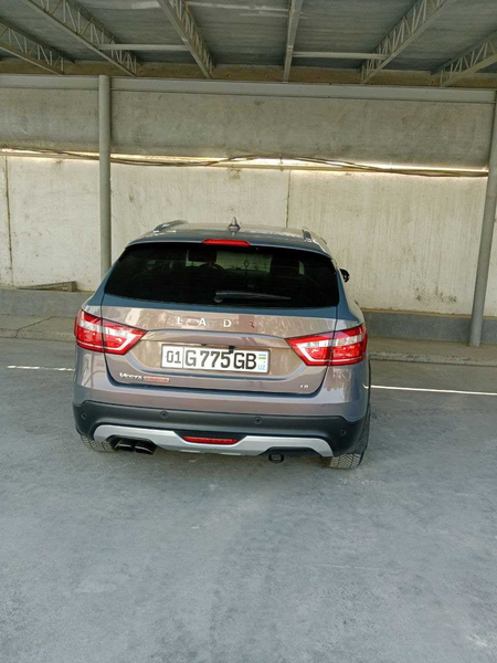 Лада vesta cross