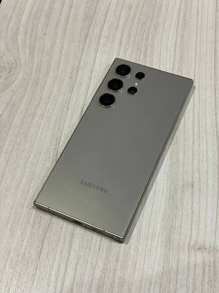 Samsung s24 ultra 256gb natural titan