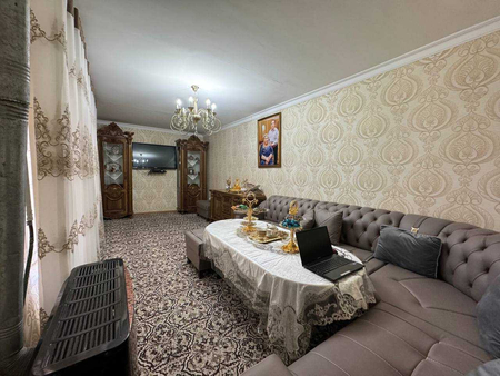 Tayyor 2 sotixli 2 qavatli hovli sotiladi