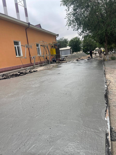 Beton maxsuloti va beton ustalari bor