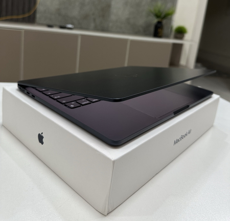 Macbook Air M2 2022 емкость 100% цикл 4