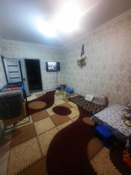 谷 127928 谷 Chilonzor tumanida kvartira sotiladi [63 м²]