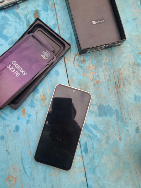 Samsung galaxy s23 fe