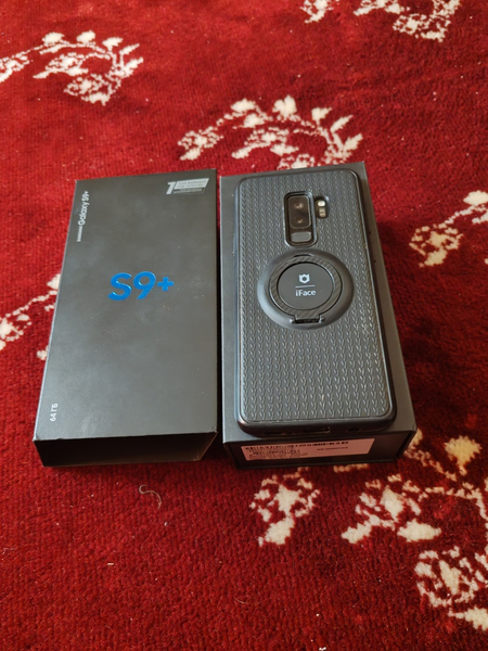 Samsung s9+   ideal