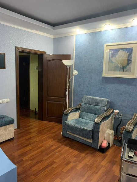 V3774 2/2/9 Ц14 ,Ганга, метро Гафур Гульям 60м2 Средний ремонт