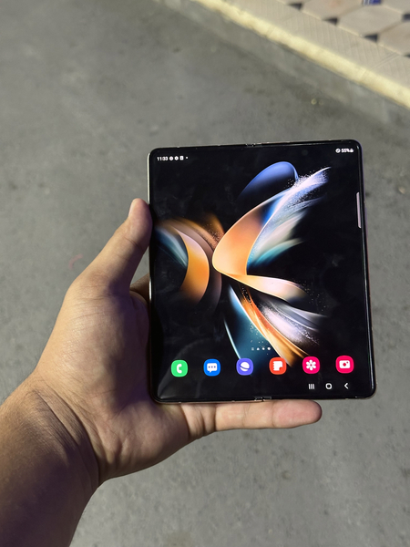 Samsung Z Fold 4 Holati New