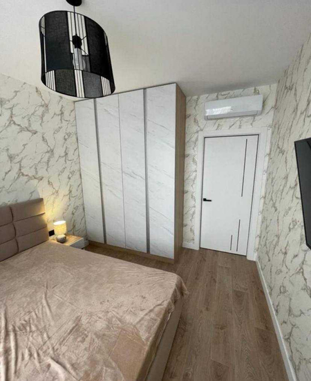 Аренда - Алайский , 3-х комнатная, 5 этаж, 8 этажка. 98 м2.