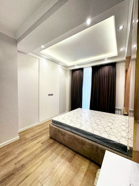 Яккасарай,  Шота Р, 2комн/6/9, 71м²  Ор-р: мост, Ж/К Яккас Сити