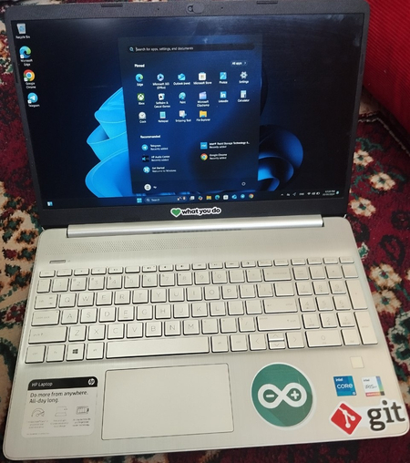 HP, Intel Core i5-1135G7, DDR4 8GB, SSD 256GB, 15.6\\\