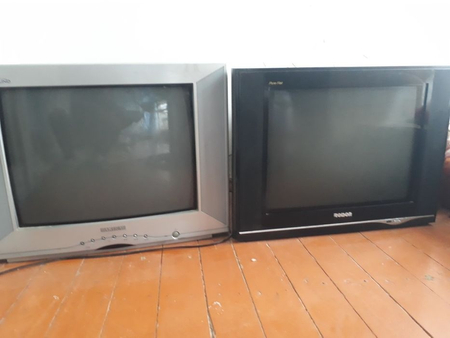 Televizorlar sotiladi. Holati yaxshi.