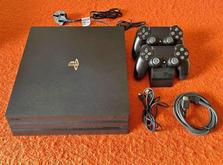Playstation 4 pro 1Tb