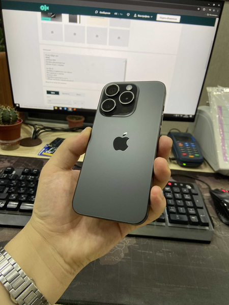 Iphone 15 pro  black titanium 128Gb