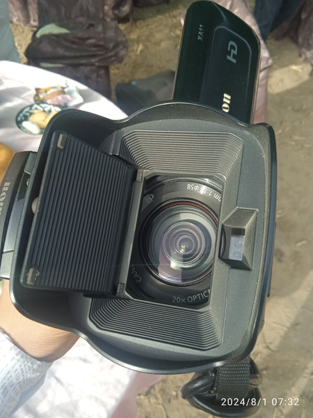 Canon xa11 sotiladi
