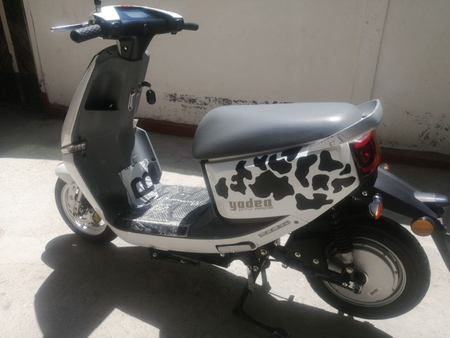 Elektro yadea c-line