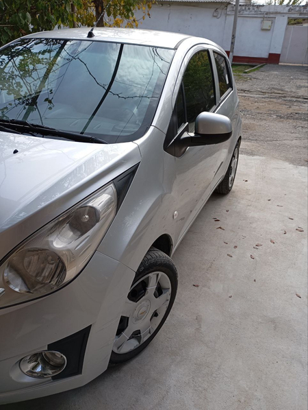 Chevrolet Spark sotiladi