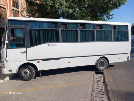 Продам автобус Isuzu 2008 года выпуска