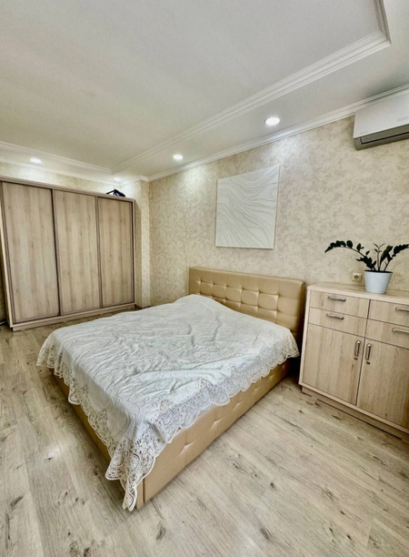 3/5/7 Паркентский, с мебелью и техникой, 2 санузла ,100м2