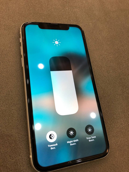 Iphone 11. Ideal white 128GB 74% емкость