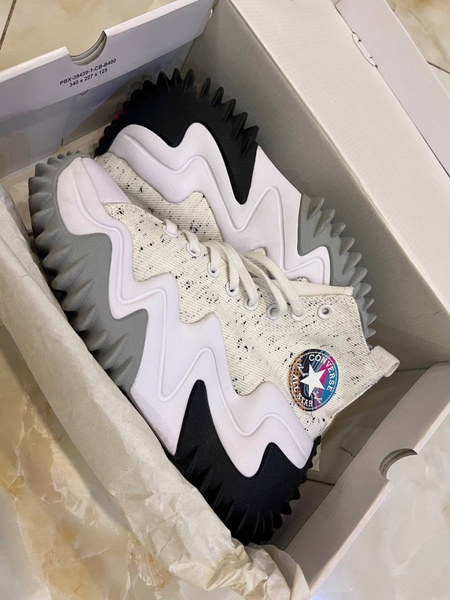 Кроссовки Converse All star.