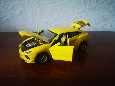 Моделька Lamborghini.