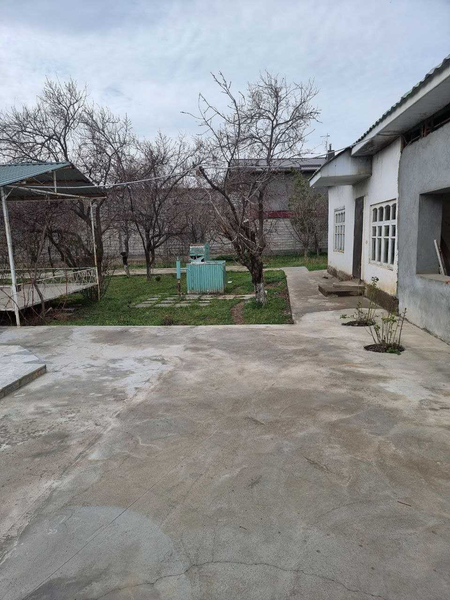 Дача в Бустонлике