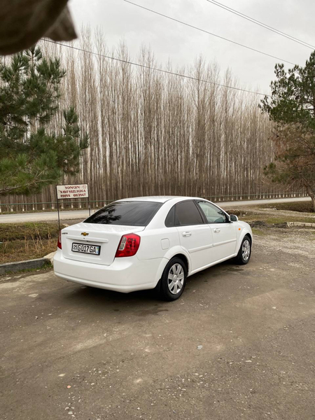 Lacetti 2012 1-pozitsiya