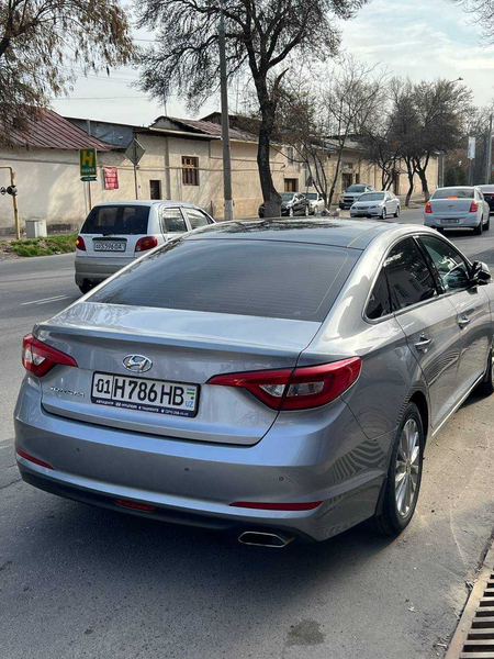Hyundai Sonata 2016-17г. своя