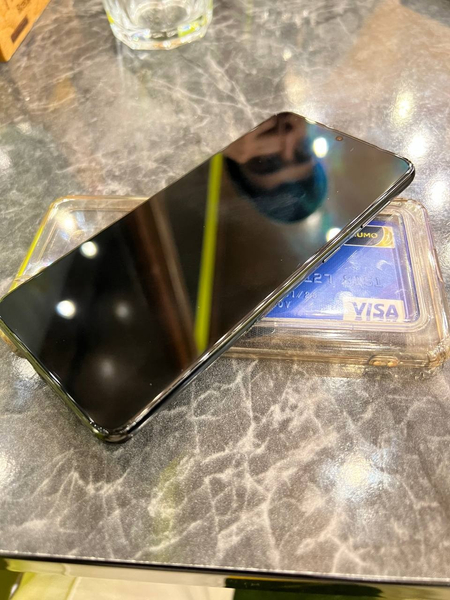 Samsung Galaxy S21 PLUS