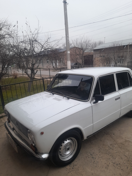 Vaz2101 sotiladi