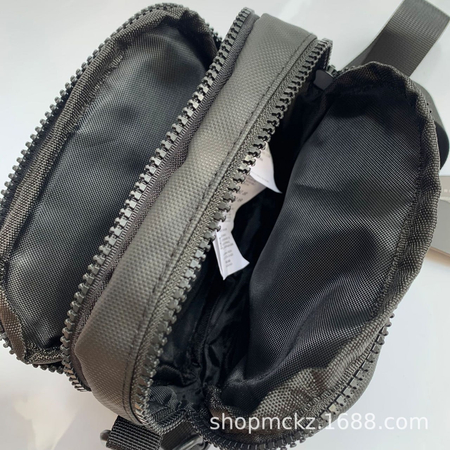 Сумка через плечо stone island