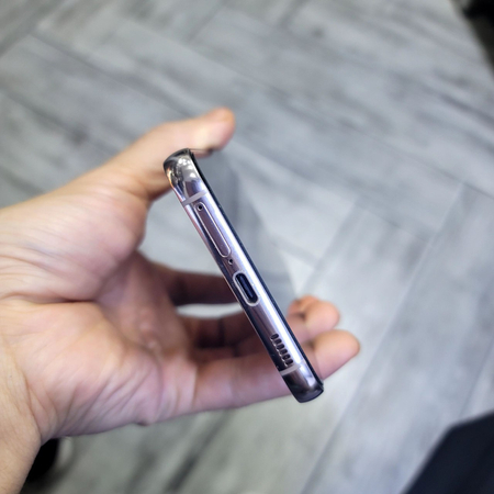Samsung 22 plus ideal holatda