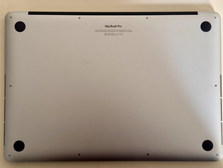 Apple Macbook Pro, 15-inch, 2015 Mid