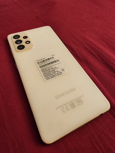 Продаётся Самсунг Galaxy A52 128gb в идеальном состоянии