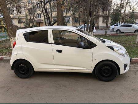 Spark sotiladi xolati alo