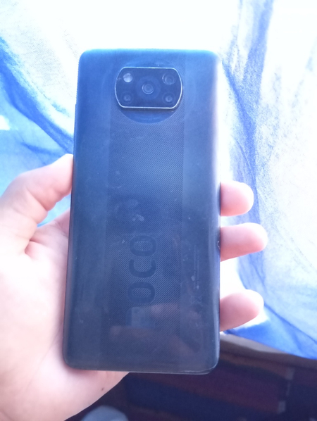Poco X3 nfc faqat batareyasi almashgan 1.2 mln kelishliladi