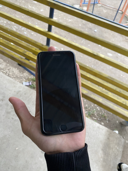 Iphone 7 ll\a 128 gb