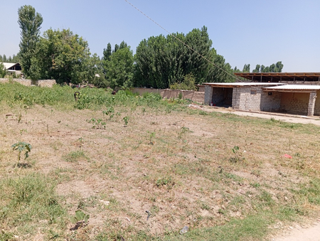 10 sotix Yer sotiladi Piskent tumani Taraqqiyot MFY Gulshan ko'chasi