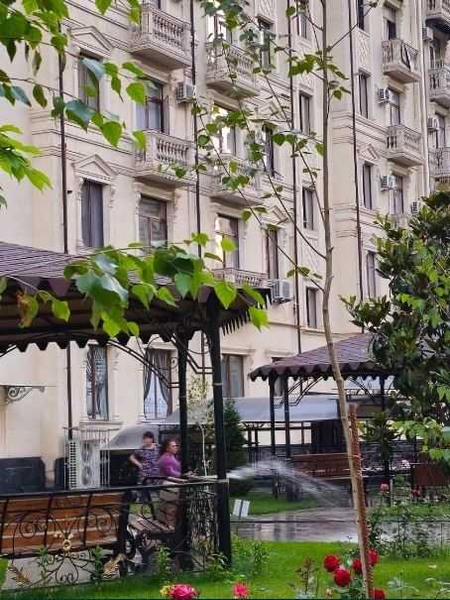 Срочно продается 2/10/10 квартира 51 м2 ЖК Пойтахт Гавхари Ц-2 (МНМ)