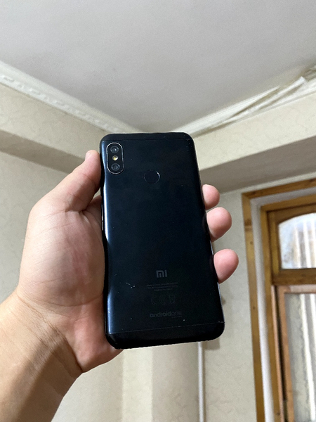 Mi A2 lite sotiladi