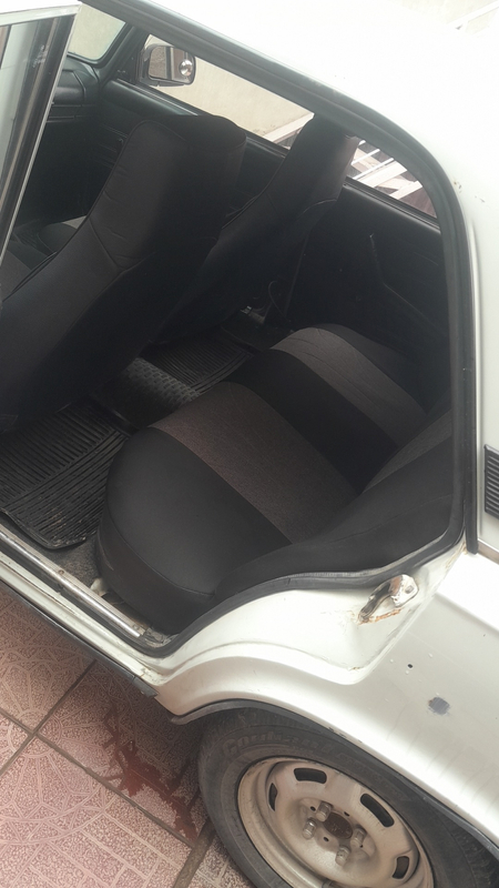 Vaz2106  srochna sotiladi