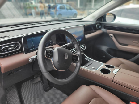 Продаю автомобиль LEAPMOTOR C11 Гибрид