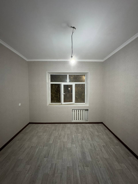 Продается 2/1/4 квартира бывшее общежитие. Алмазарский район.