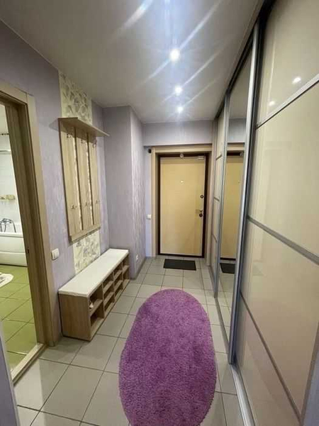 ул. Мирзо Улугбека • Буз базар • 1-комн • 40 м² • этаж 2/5 • [КИ:002]
