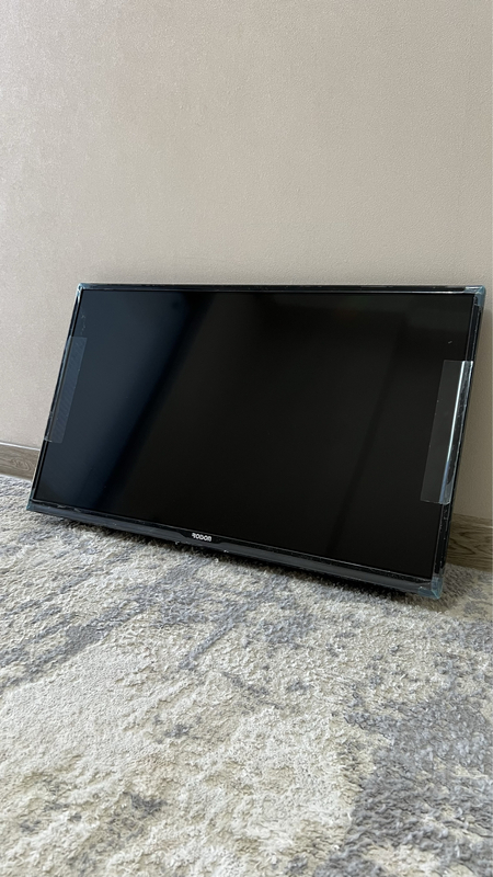 СРОЧНО ПРОДАЕТСЯ новый телевизор LED TV Roison 