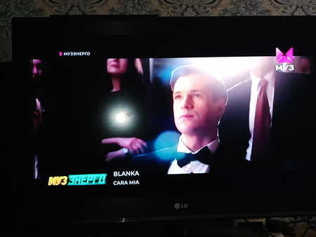 Продается телевизор LG 32 диагональ, б/у.