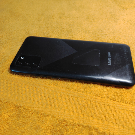 Samsung A02s sotiladi