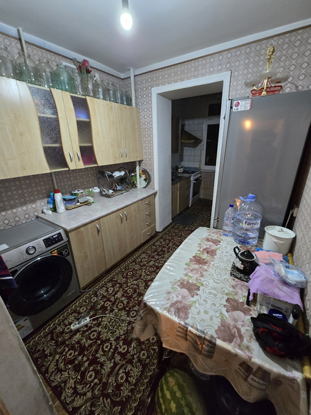 Чиланзар-23. 2/4/5 всё есть 300у.е. только Семьям  44-школа