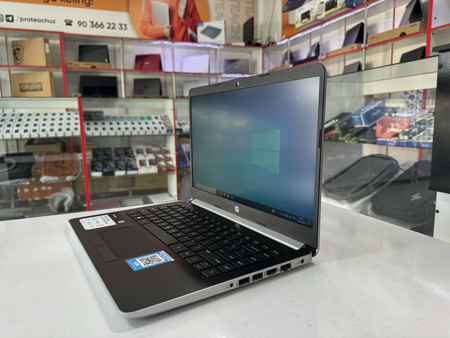 Hp Amd A4 kuchli protsessor va ssd ga tiniq holatda