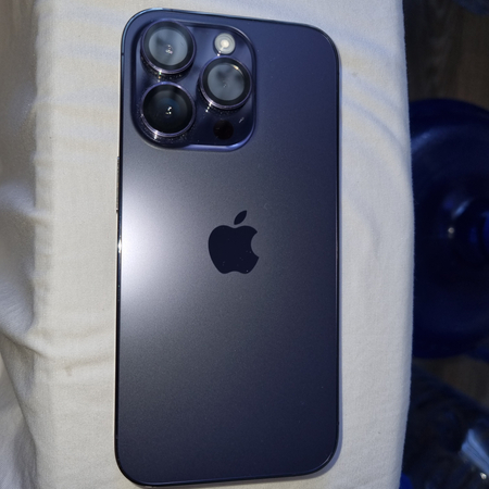 Продаётся в идеальном состоянии IPhone 14 pro 128gb 87%
