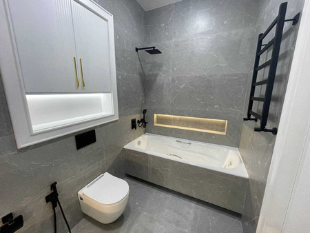 Qorasuv Plaza Карасу-1 с евроремонтом мебелью и техникой (143353)